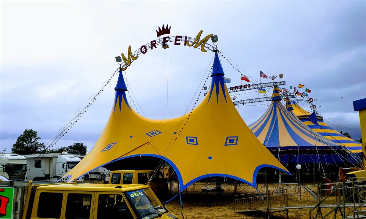 Circo Miranda Orfei (Darix Martini) a Castello di Cisterna (NA): le ...